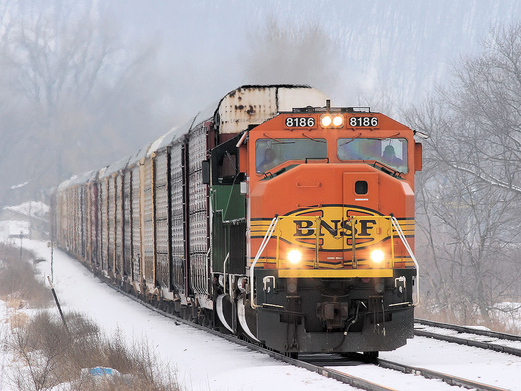 BNSF 8186